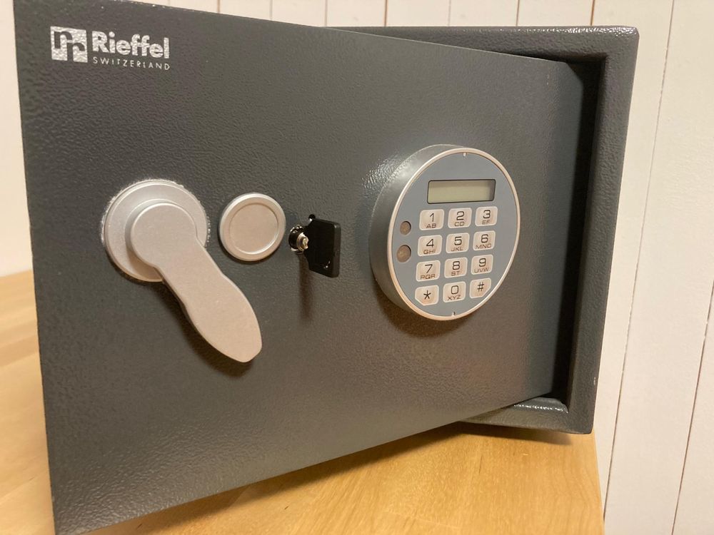 Tresor Rieffel | Kaufen auf Ricardo