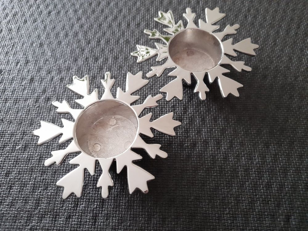 NEU: 2 Kerzenständer "Eiskristalle" aus glänzendem Metall (Neu und originalverpackt) in Reinach ...