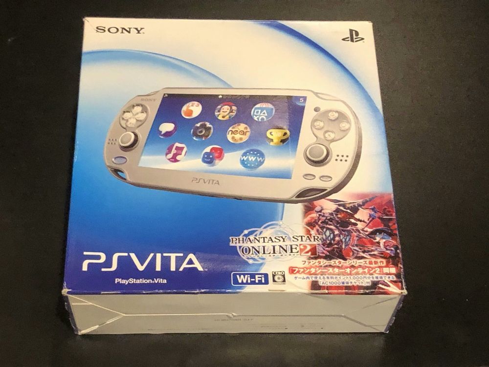 PS VITA - WI-FI MODEL ICE SILVER & PHANTASY STAR ONLINE 2 (Neu (gemäss ...