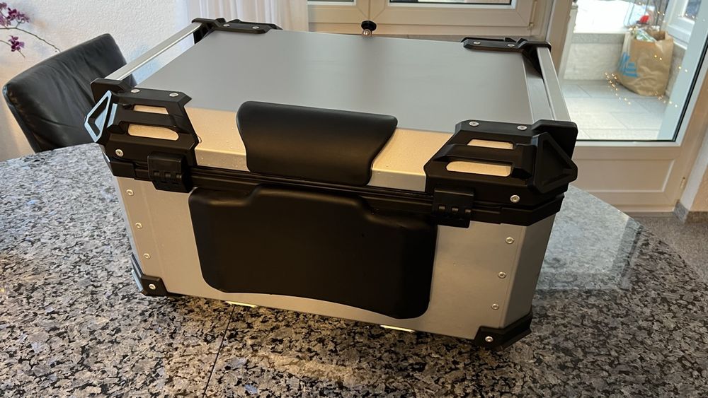 BMW F850 GS Alu-Motorradkoffer Topcase mit Innentasche (Gebraucht) in Ostermundigen für CHF 102 ...