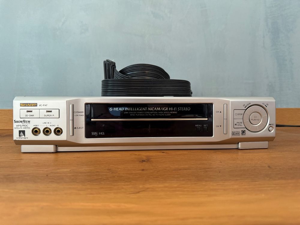 Sharp VC-FH7GM VHS Recorder (Gebraucht) in Zofingen für CHF 60 – mit ...