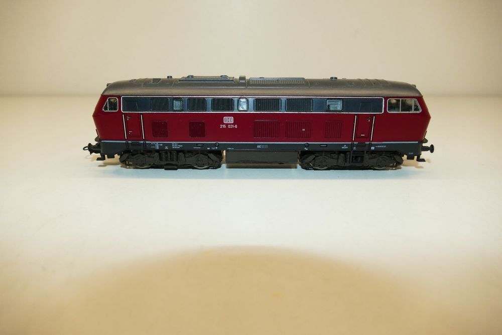 Roco H0: DB Diesellok BR 215 (Gebraucht) in Niederhasli für CHF 29 – mit Lieferung auf Ricardo ...