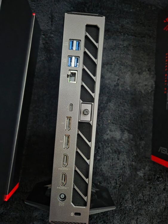 ASUS ROG NUC Gaming Mini PC RTX5080, neuwertig, OVP! (Gebraucht) in ...