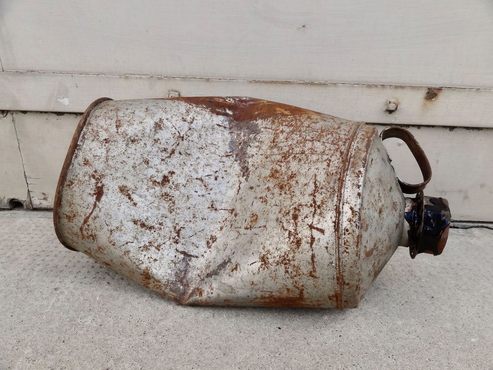 alter, kleiner Kanister aus Blech Rost Blechkanister Bidon (Gebraucht ...