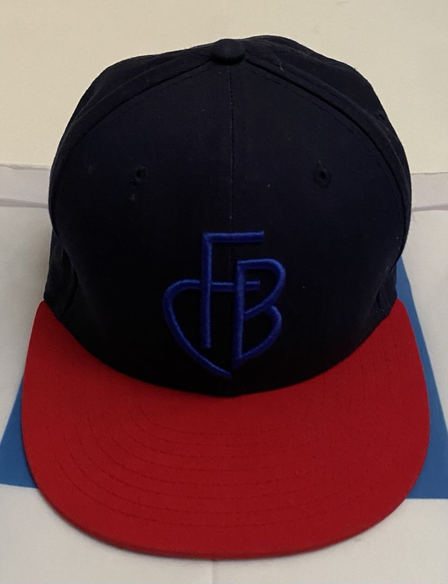 FCB Cap für treue Fans! Rot-blaue Baseballmütze zu verkaufen (Neu und ...