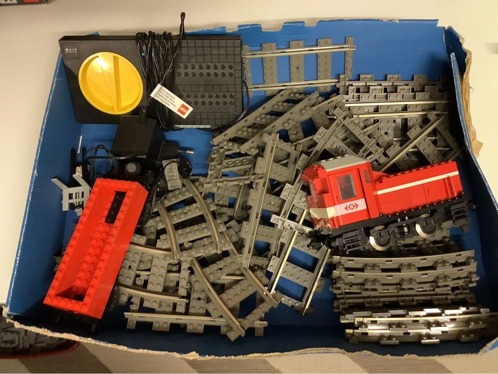 Lego Eisenbahn 9V läuft gem Bilder 4563 (Gebraucht) in Weinfelden für CHF 151 – mit Lieferung ...