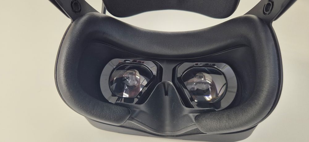 VR Brille Varjo Aero inkl. Strap und Gewichte von StudioForm (Gebraucht ...