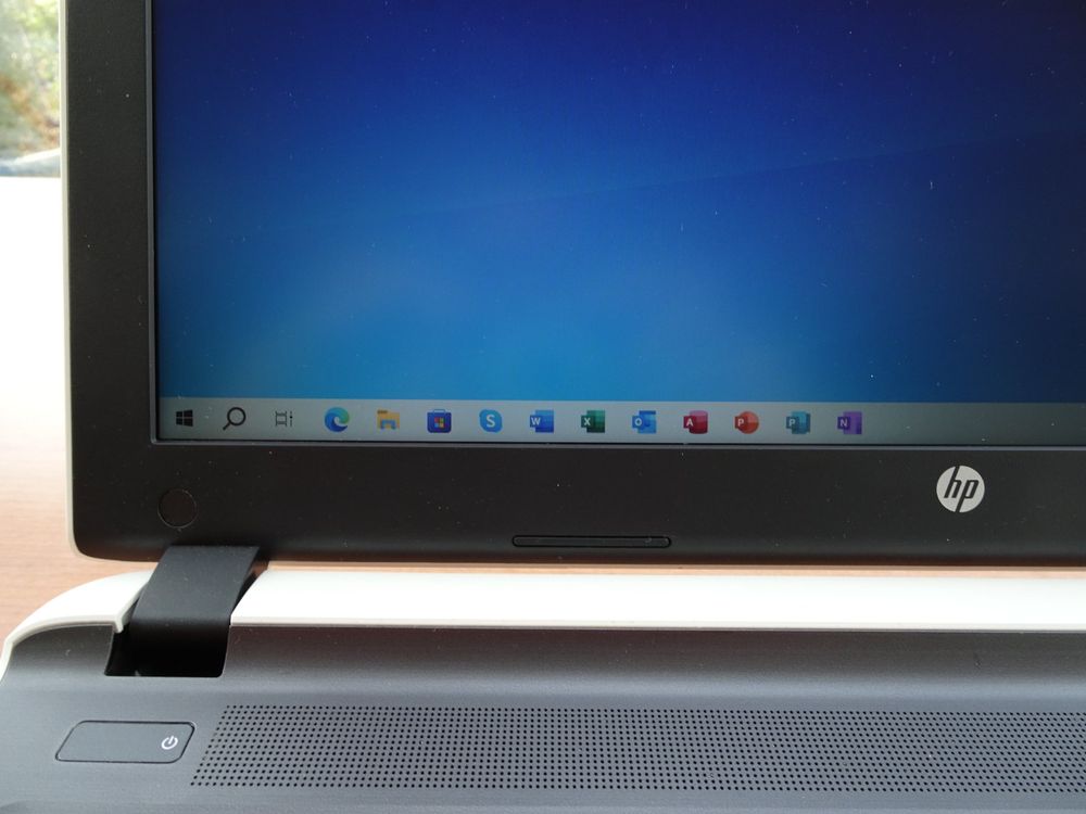 Lap Top HP Pavilion i7/16GB Windows 10 mit Office 2021 (Gebraucht) in ...