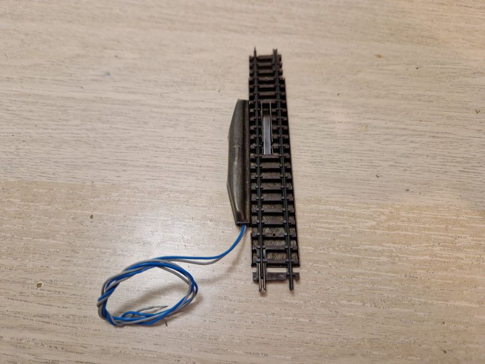 Arnold N 1260 Entkupplugsgleis (D'occasion) à St-Aubin-Sauges pour CHF ...