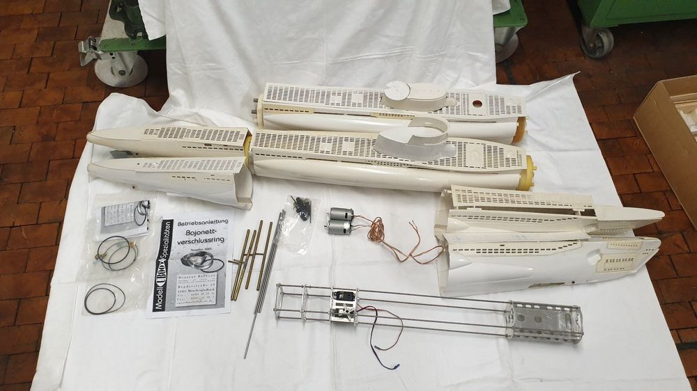 2x U47 U-Boot, Robbe 1/40; mit Bajonett (Gebraucht) in Wolfwil für CHF 251 – mit Lieferung auf ...