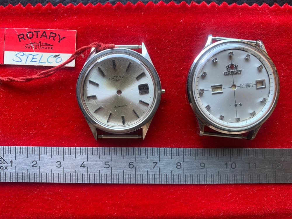 ROTARY 34mm & ORIENT 37mm- Boîtes de Montres Old Stock (2) (Gebraucht ...