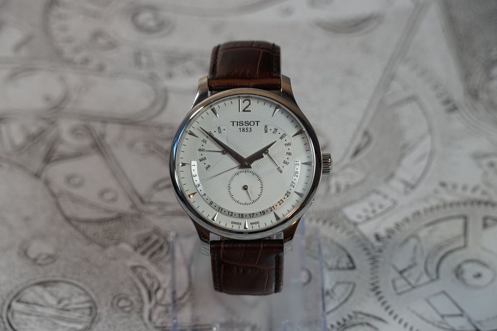 Seltene Tissot Tradition Perpetual Calendar, Quartz, Fullset | Kaufen ...