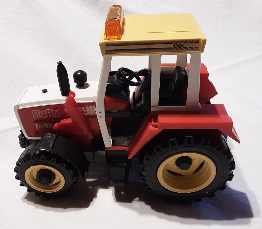Bruder Traktor Steyr 8090 (Gebraucht) in Zuzgen für CHF 3 – mit ...