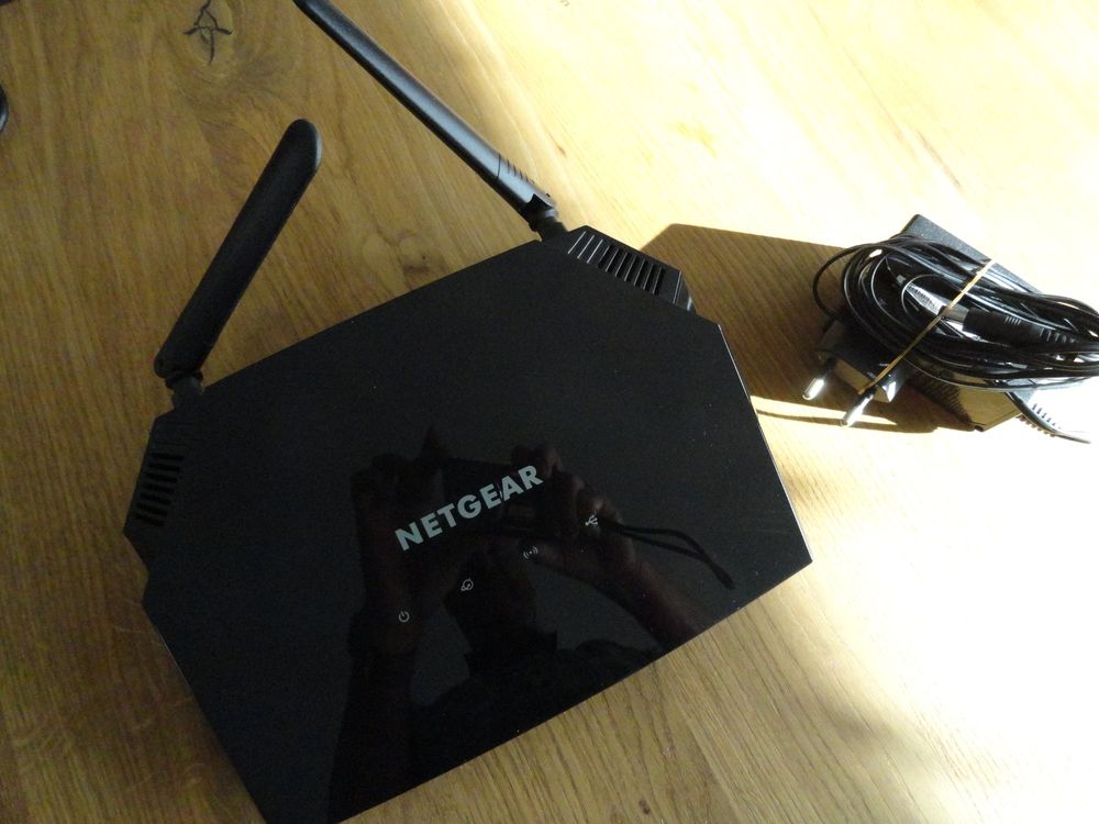 NETGEAR AC1600 SMART WIFI ROUTER MODEL: R6260 | Kaufen auf Ricardo