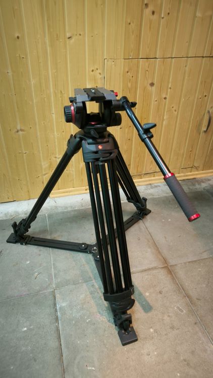 Manfrotto 546B Video-Pro-Stativ mit Bodenspinne (Gebraucht) in ...