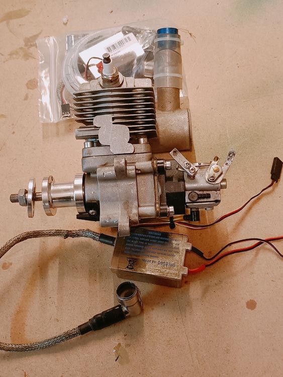 2-Takt Benzinmotor für Modellflugzeug | Kaufen auf Ricardo