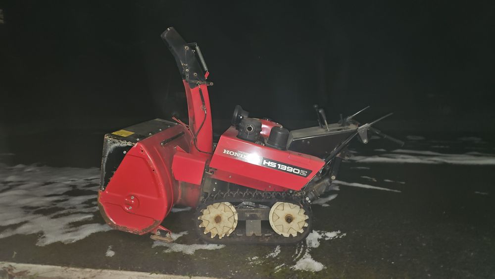 déneigeuse Honda 1390z (Gebraucht) in Attalens für CHF 3500 – nur Abholung auf Ricardo kaufen