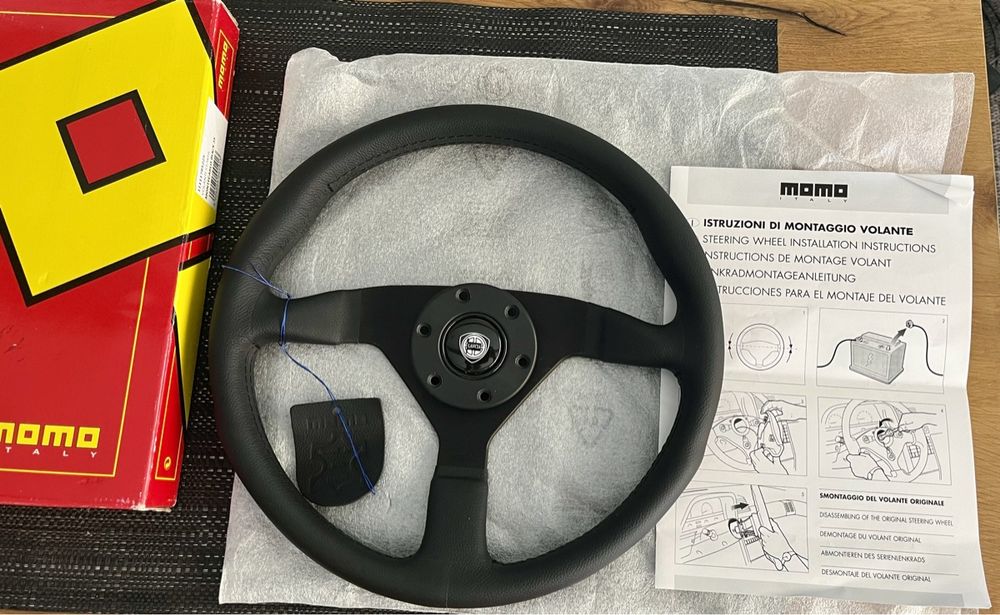 Momo Lenkrad Leder Lancia Delta, Thema, Dedra neu | Kaufen auf Ricardo