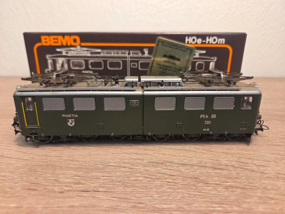 Bemo 1254/1 E-Lok Raetia RhB H0m (Défectueux) à St-Aubin-Sauges pour ...