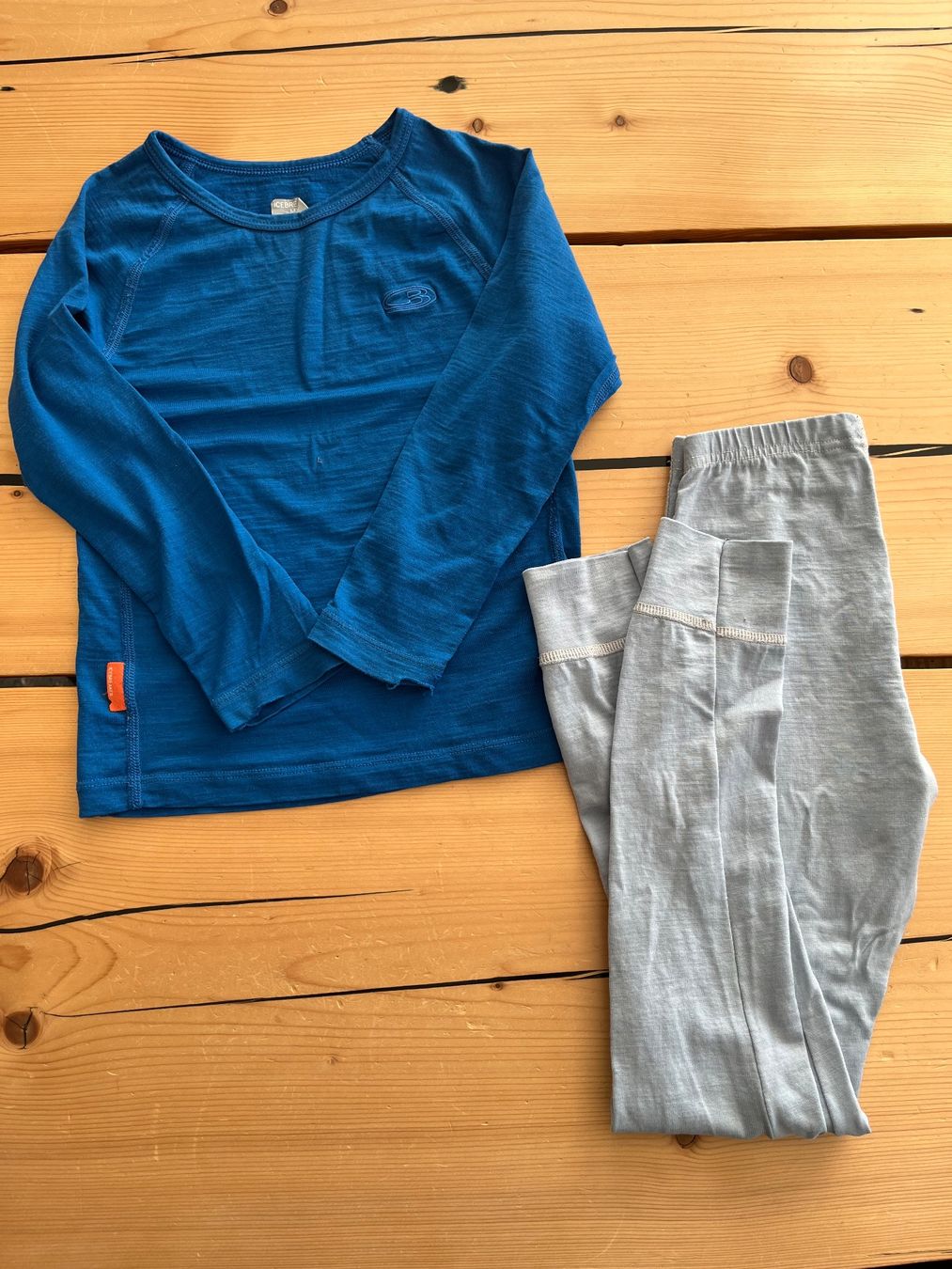 Icebreaker Merino Langarmschirt 110/116 & Joha Hose 116/122 (Gebraucht ...