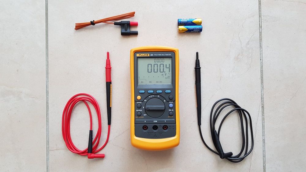FLUKE 183 Multimeter TRUE RMS MULTIMETER (Gebraucht) in Niederglatt ZH ...