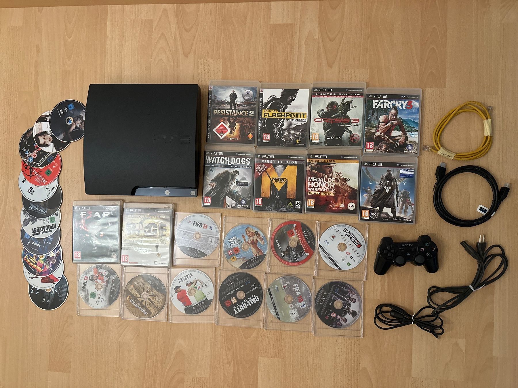 PS3 Konsole mit 20 Spielen und einigen DVDs (Gebraucht) in St.gallen ...