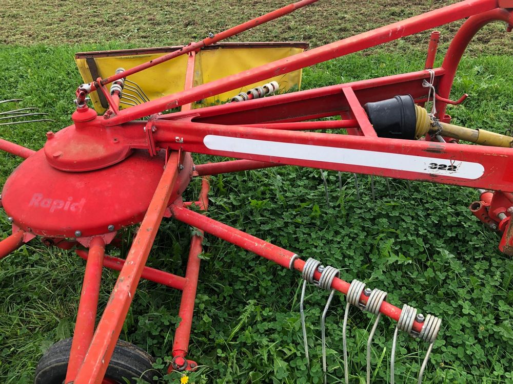 Schwader / Kreiselschwader / Heuschwader Pöttinger Rapid (Gebraucht) in ...