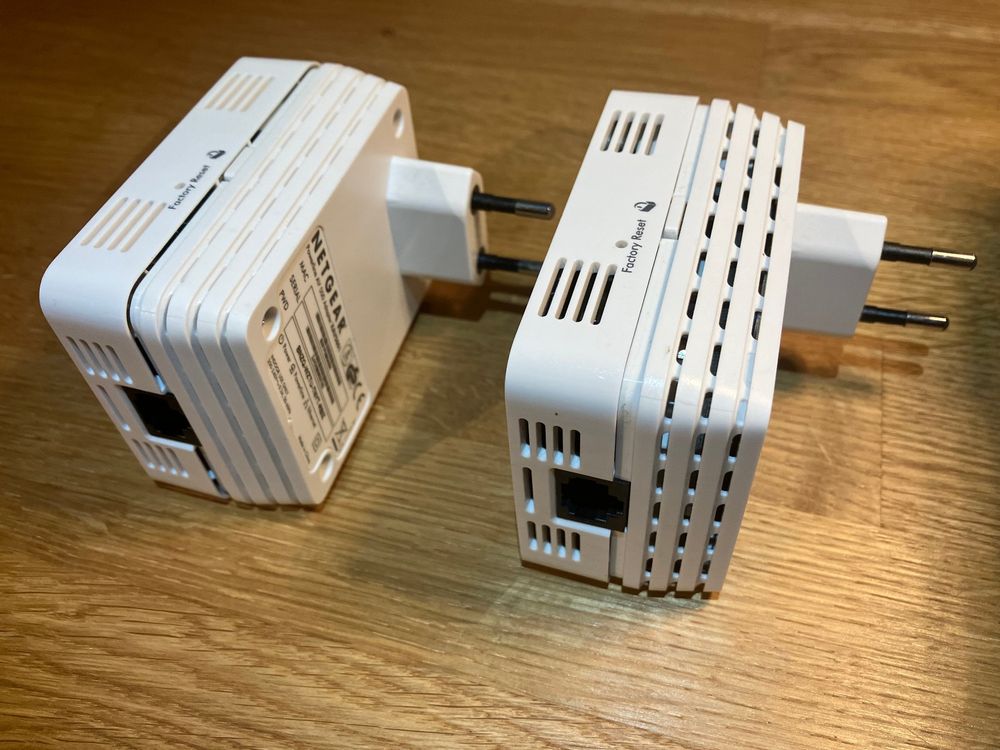Netgear powerline AV 500 gigabit adapter XAV5001 (Gebraucht) in ...