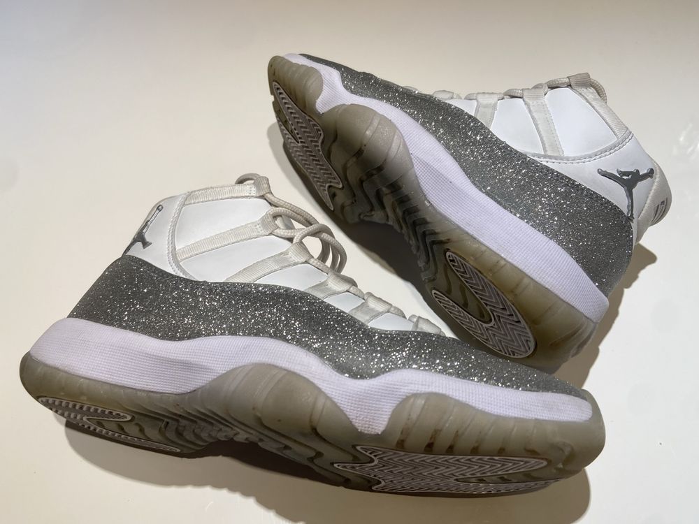 Jordan 11 Retro Weiss Metallic Silber (Damen) (Gebraucht) in Orpund für ...