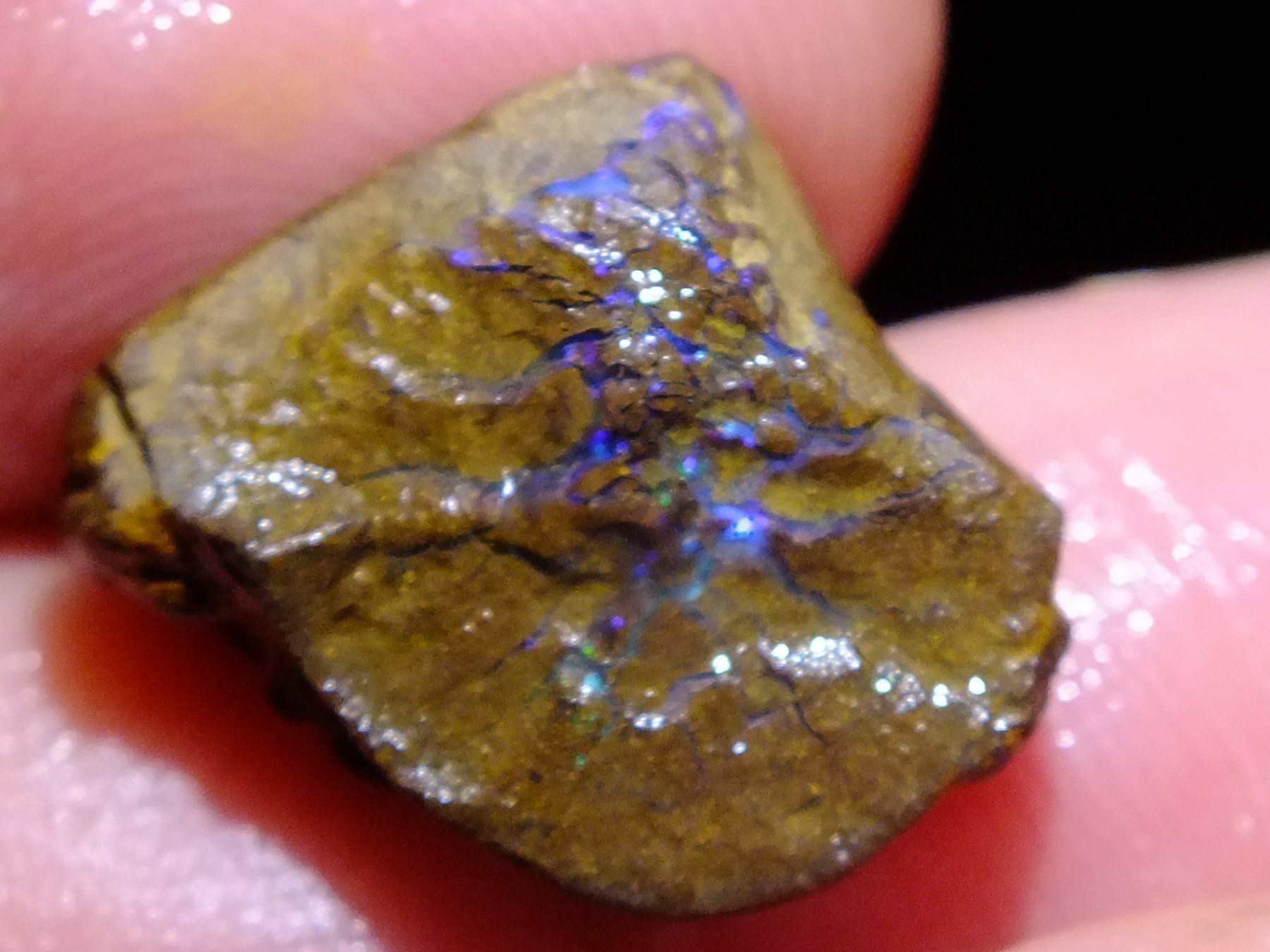 BOULDER ROH OPAL 111 karat Lot TOP QUALITAT Voll Feuer (Neu und ...