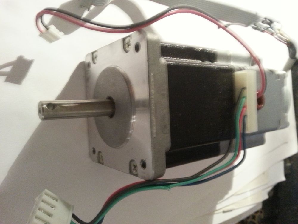 Schrittmotor/ Stepping Motor mit Encoder und Bremse (Gebraucht) in ...