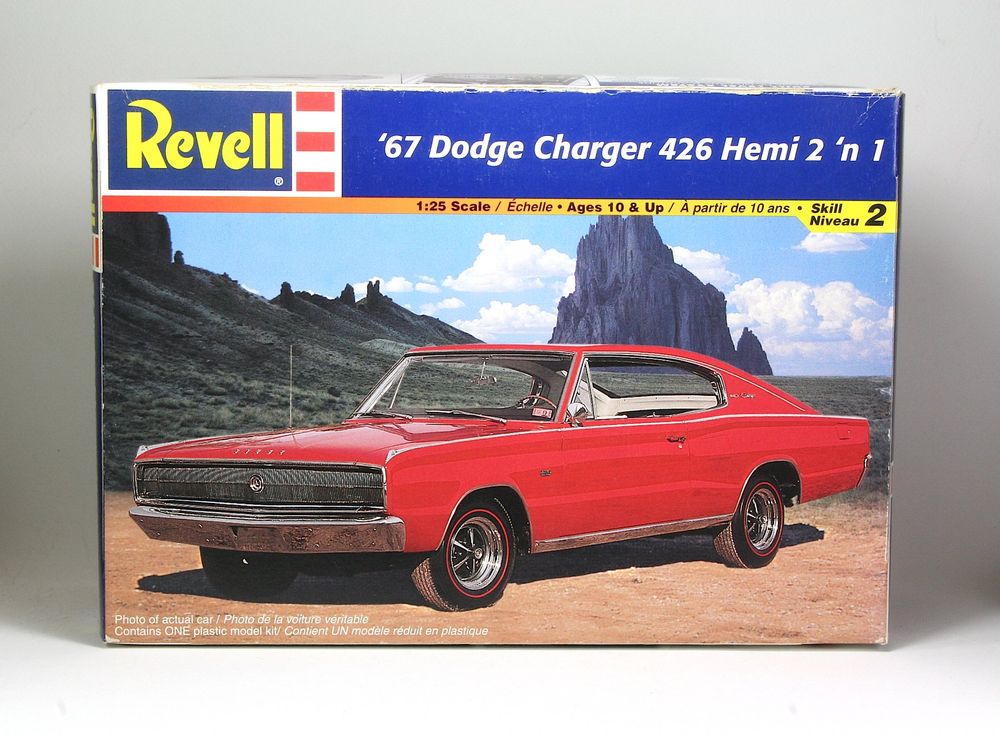 1967 Dodge Charger 426 Hemi, Revell 1:25 (Neu (gemäss Beschreibung)) in Elsau für CHF 15 – mit ...