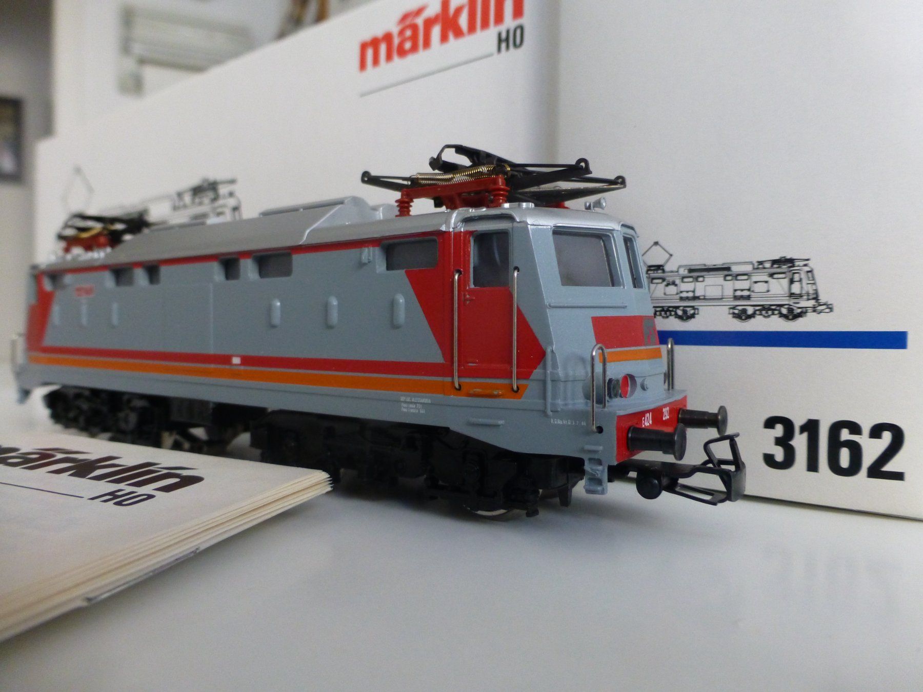 Märklin Nr. 3162, BR. E 424 der FS, NEU (Gebraucht) in Au ZH für CHF ...