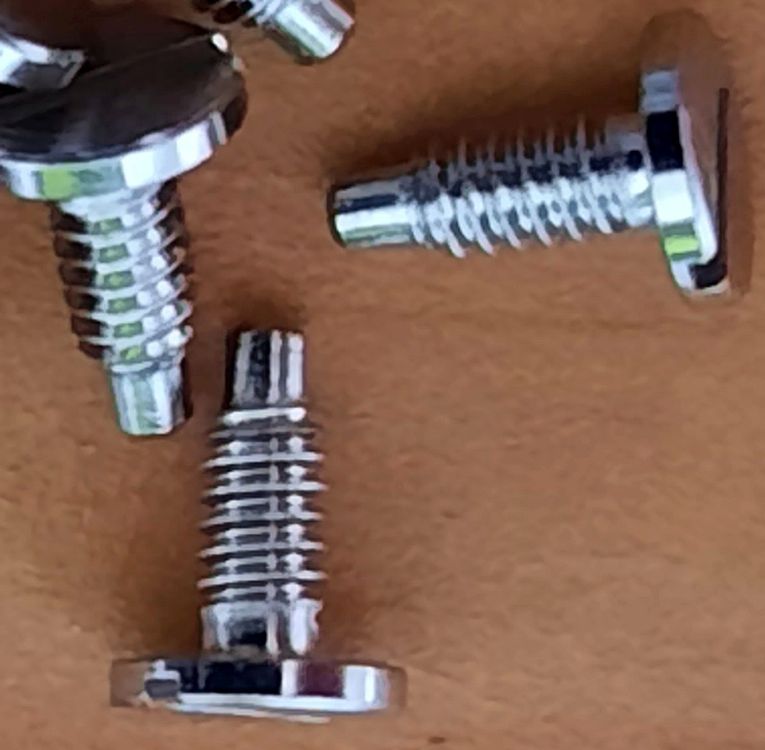 Spezialschrauben zu TESA Messuhr Compac Typ 353E | Kaufen auf Ricardo