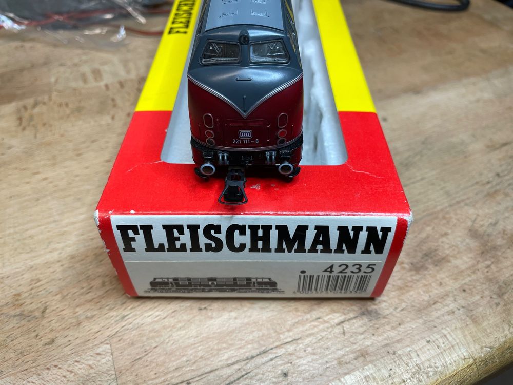 Fleischmann 4235 Diesellok BR V221 DB (Neu (gemäss Beschreibung)) in Hauterive NE für CHF 58 ...