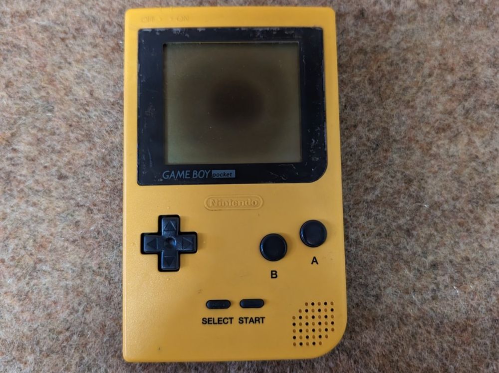 Nintendo Gameboy Pocket DEFEKT (Defekt) in Rickenbach b. Wil für CHF 24 ...