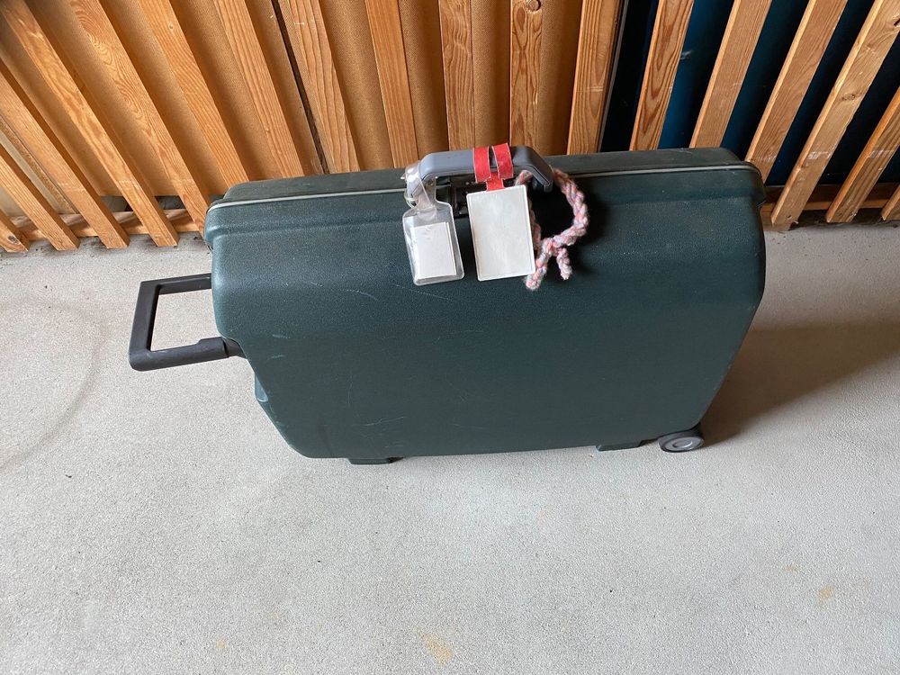 Samsonite Oyster Hartschalenkoffer mit Rollen, dunkelgrün (Gebraucht) in Dietlikon für CHF 23.5 ...