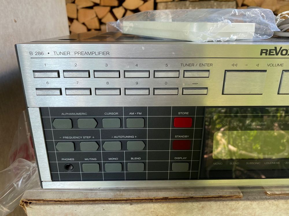 Revox B286 Tuner/Vorverstärker (Gebraucht) in Zürich für CHF 397 – nur Abholung auf Ricardo kaufen