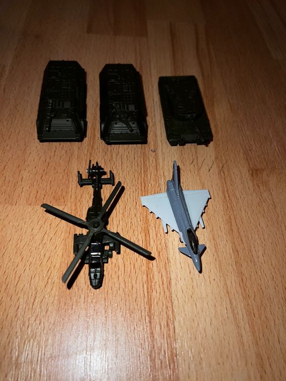 Siku Militärfahrzeuge - 3 Panzer, Eurofighter & Kampfheli (Gebraucht) in Horw für CHF 5 – mit ...