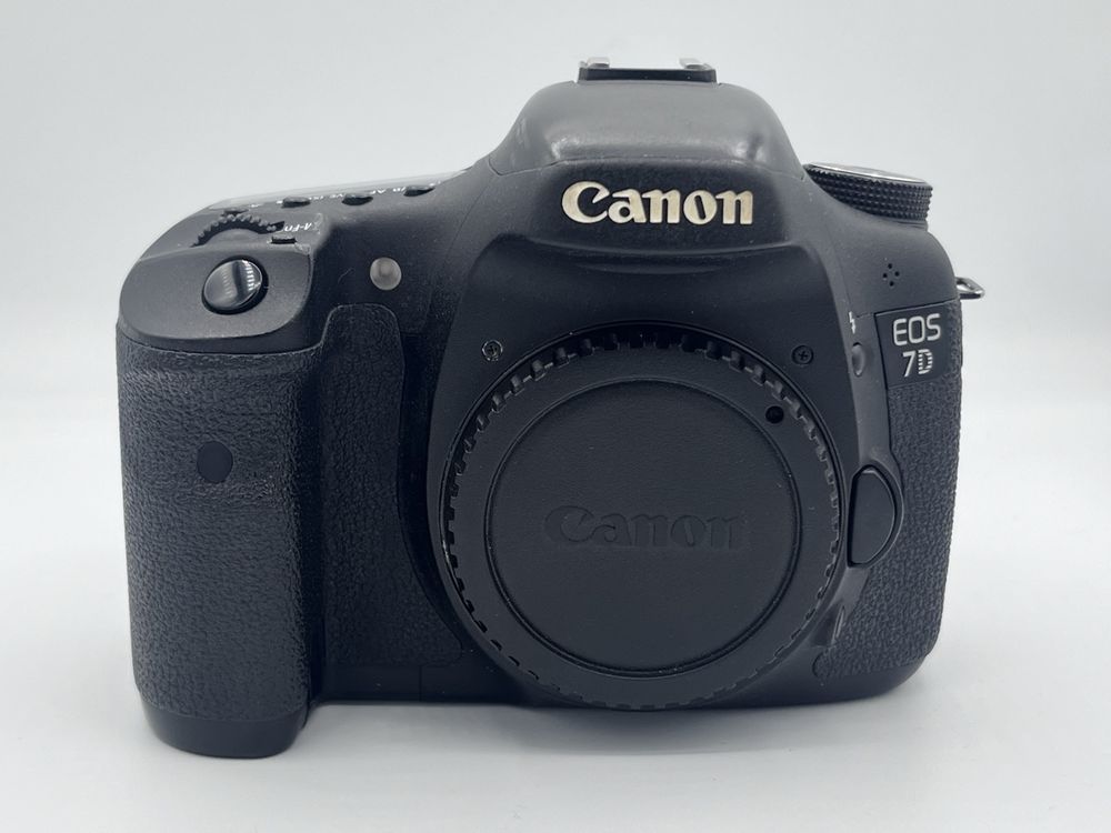 Canon EOS 7D (Gebraucht) in Forch für CHF 120 – mit Lieferung auf Ricardo kaufen
