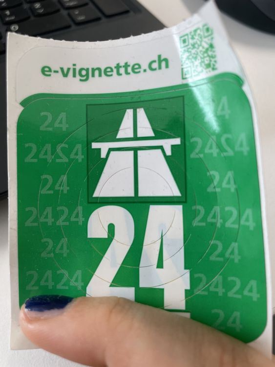 autobahnvignette (Neu (gemäss Beschreibung)) in St. Gallen für CHF 30 ...