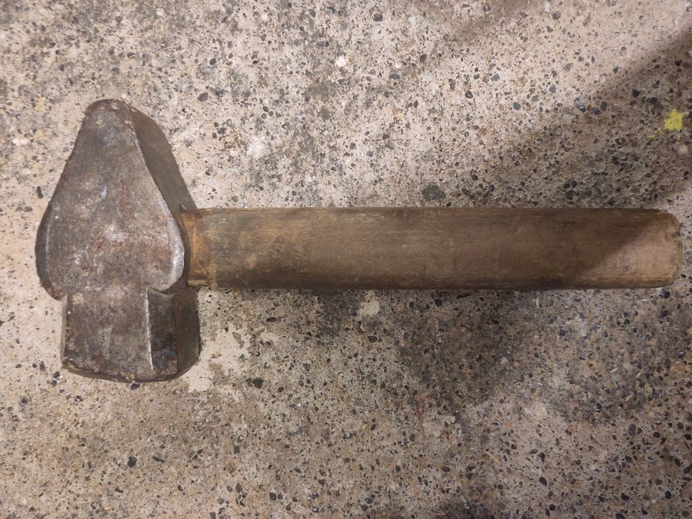 Schmiedehammer 1.9 Kilo | Kaufen auf Ricardo