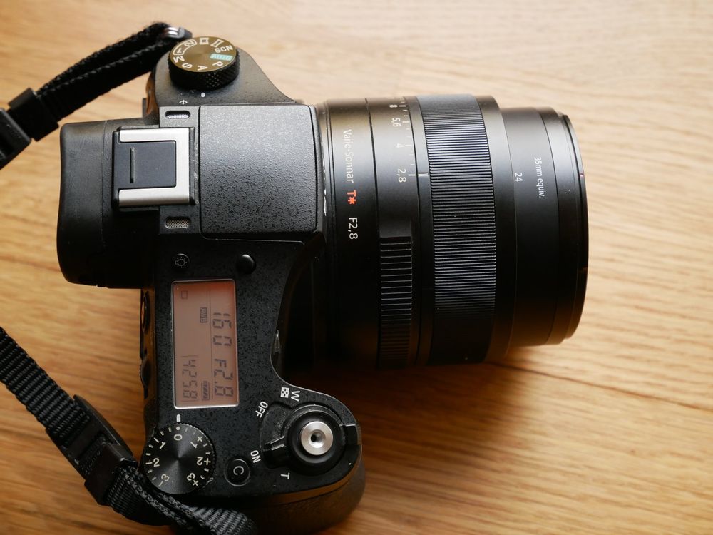 Sony Cybershot RX10 mit Carl Zeiss Zoom (Gebraucht) in Chur für CHF 177 ...
