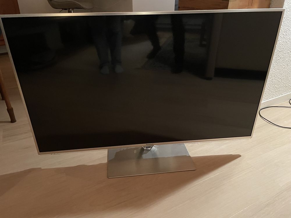 Large Flat Screen TV- Panasonic 50” (Gebraucht) in Luzern für CHF 250 ...