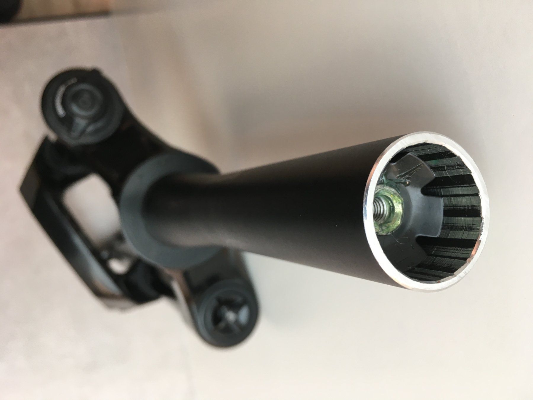 Wie neu: Rock Shox ZEB BASE 29" 160mm (JG 2025) (Neu (gemäss ...