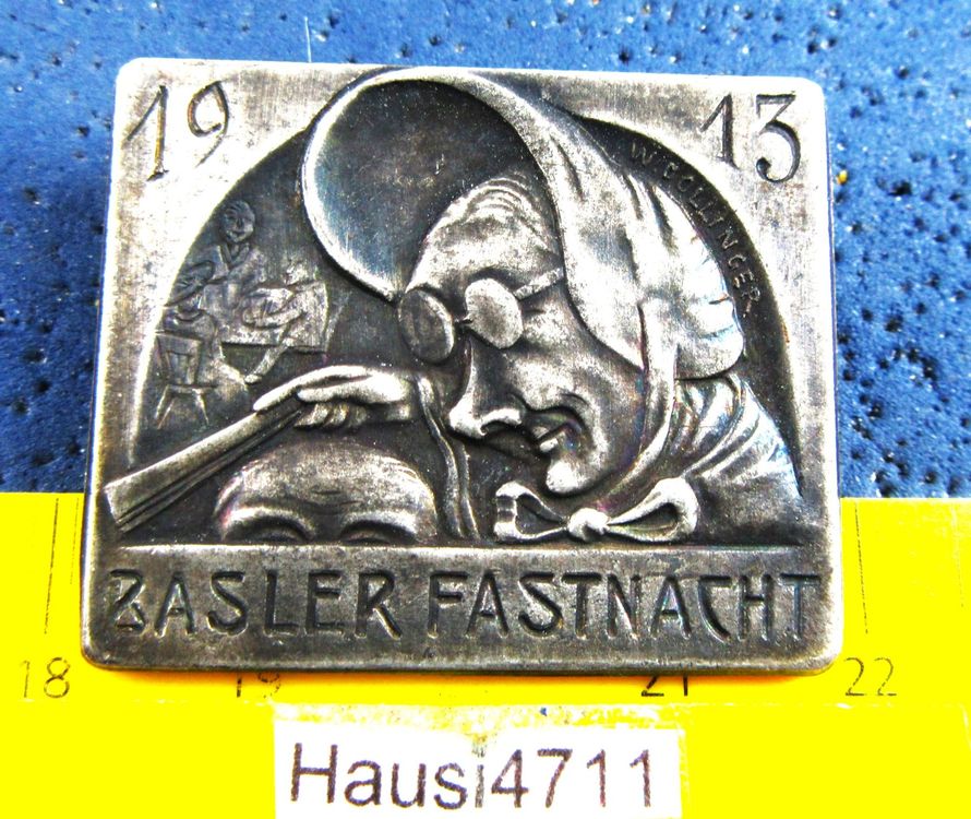 BASEL FASNACHT PLAKETTE ANTIK SILBRIG 1913 MIT NADEL S.SCAN (Gebraucht) in Ettingen für CHF 449. ...