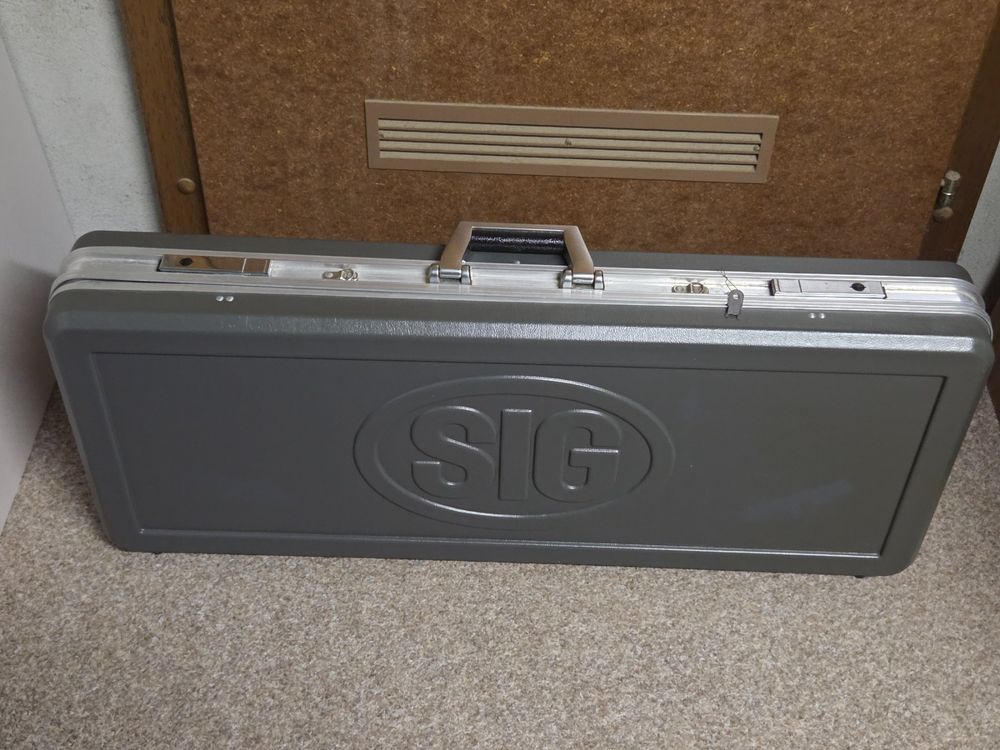 Coffret original Sig pour Stgw 90, Fass 90, avec clé (Gebraucht) in ...