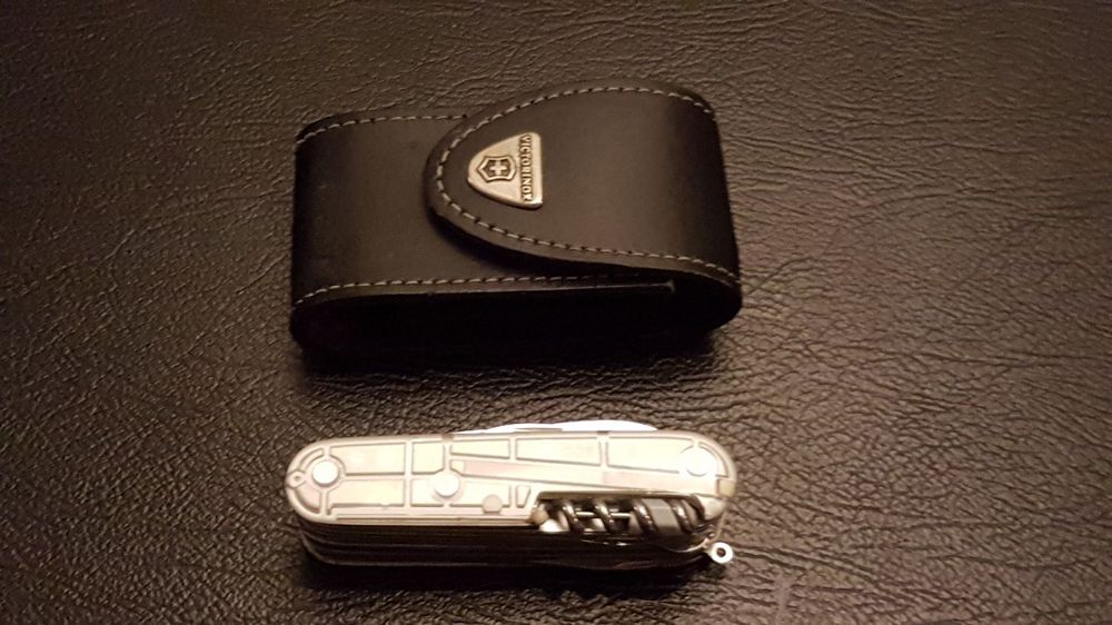 VICTORINOX SWISSCHAMP SILVERTECH | Kaufen auf Ricardo