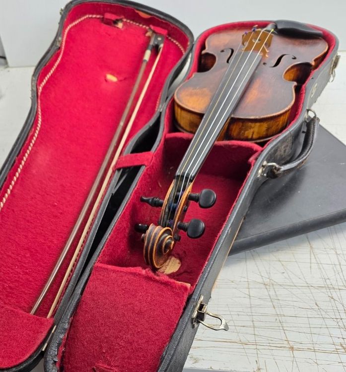 Wunderschöne Geige von 1741 (Gebraucht) in Flums für CHF 1499 – mit ...
