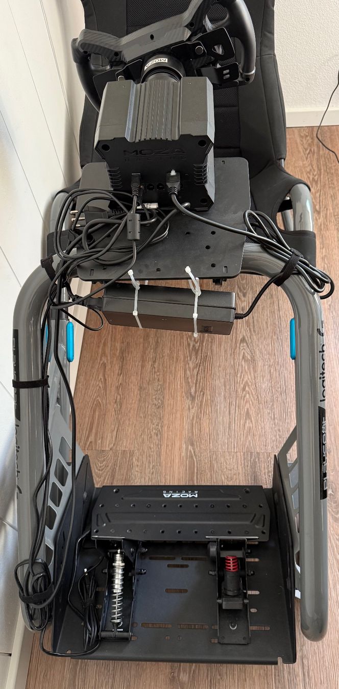 Sim Racing Set: Playseat Trophy Edition & Moza R12 / KS GT (Gebraucht ...